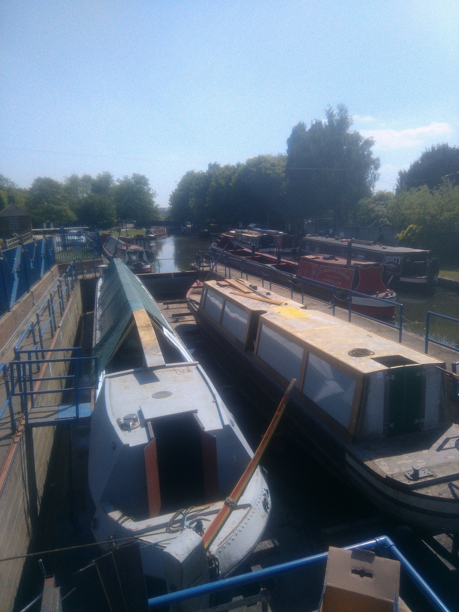 Dry Dock – Langley Mill Boatyard Ltd